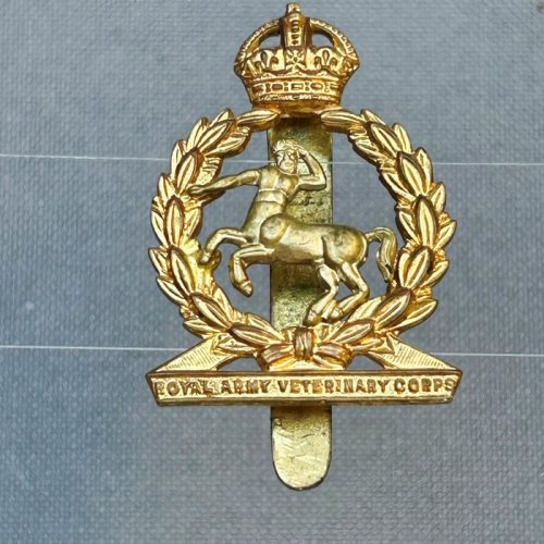 Army Veterinary Corps AVC WW2 Royal Army RAVC Cap Badge - Militarybadges.nl