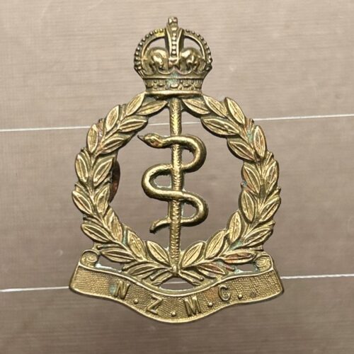 New Zealand Army Medical Corps NZMC Collar Badge maker Stokes Sons WW2 ...